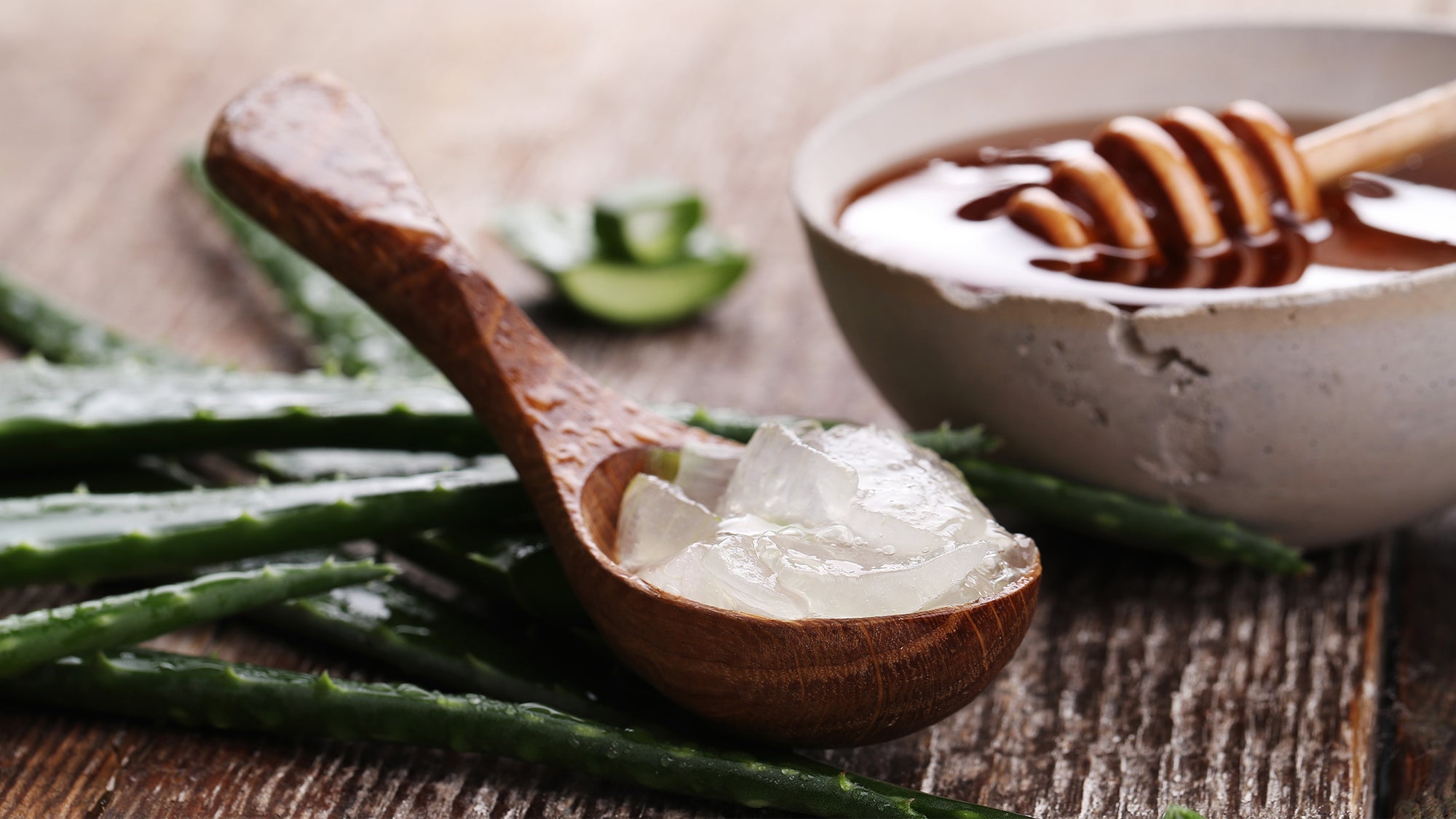 11 Natural Ingredients in Shampoo Good for Hair Growth – Dr Yates MD